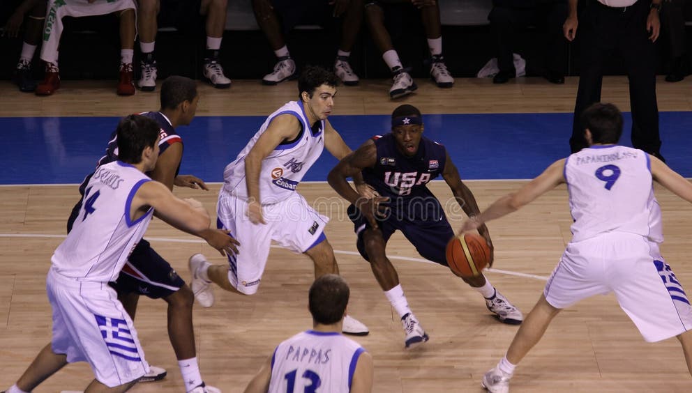 Basketball Player Dribbling Editorial Image - Image of championship ...