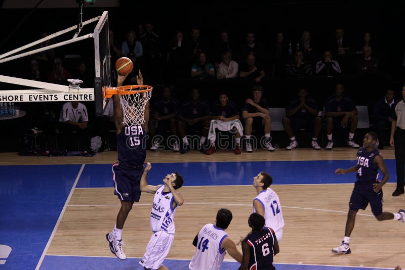 Basketball player dunking editorial photography. Image of game - 10200207