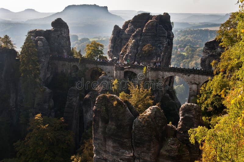Most Bastei W Parku Narodowym Saxon Szwajcaria Zdjęcie Stock - Obraz ...