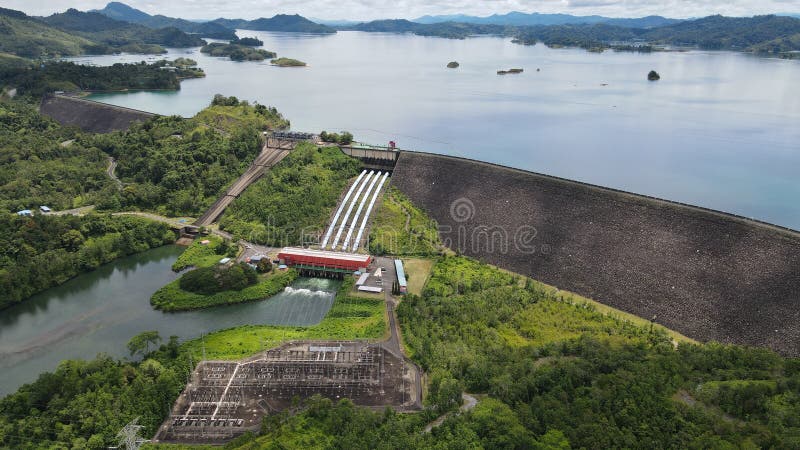 The Batang Ai Dam of Sarawak Stock Image - Image of forest, aqua: 268075657