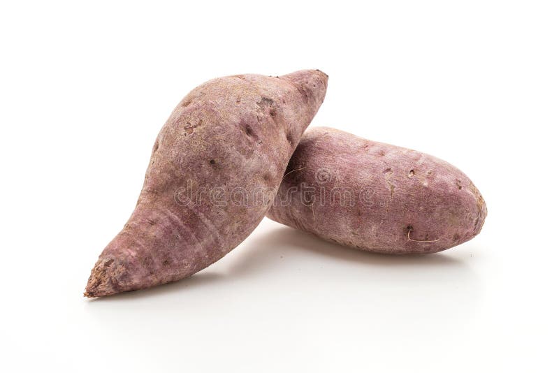 Batata Doce Roxa No Fundo Branco Imagem de Stock - Imagem de fresco ...