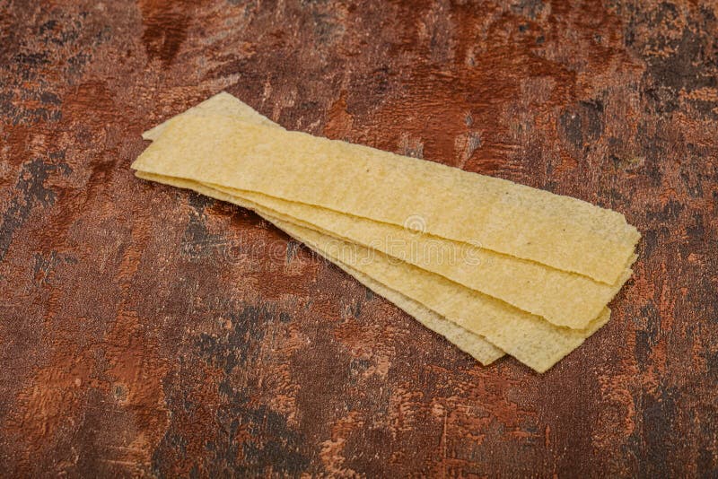 Batateira salgada natural imagem de stock. Imagem de microplaqueta ...