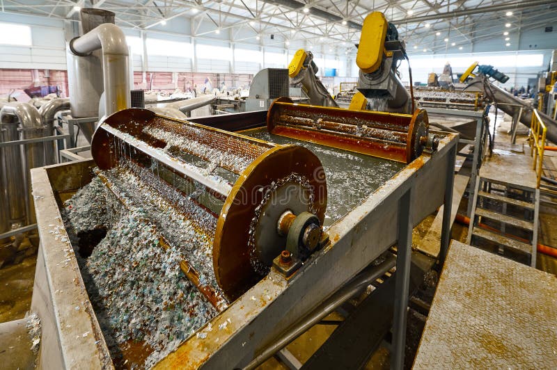 Automatic Shredded Plastic Washing Machine. Washing in a Bath of Water ...