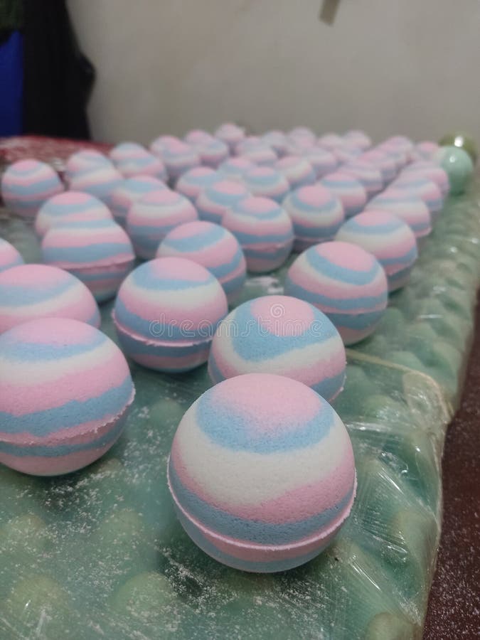 Bathbomb Production Foaming Fizzy Bathup Soap Stock Photo - Image of ...