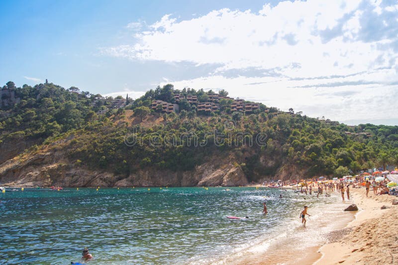Bathing people editorial photography. Image of ocean - 58131102