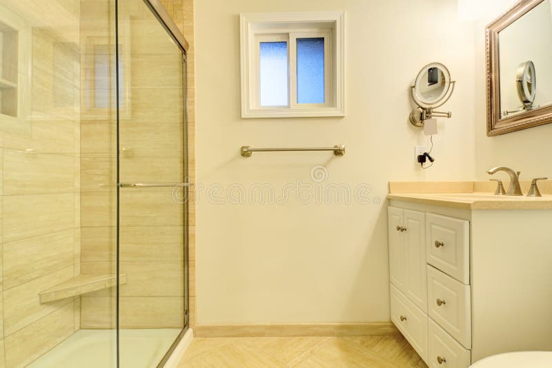 785 Ivory Bathroom Stock Photos - Free & Royalty-Free Stock Photos from ...