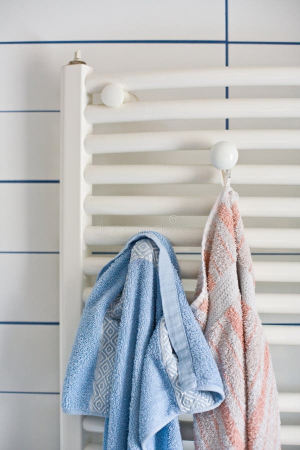 Bathroom Radiator with Towels Stock Image - Image of cold, room: 14392033