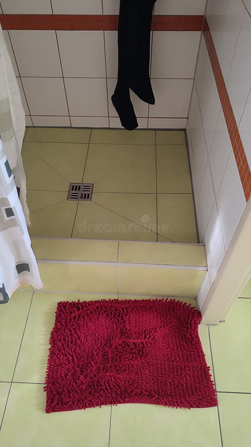 Bathroom Step Mat Red Interior Design Decor Indoor House Hotel ...
