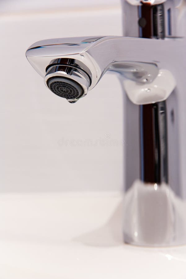 Bathroom Tab Picture. Image: 35893302