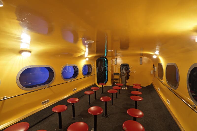 140 Underwater Submarine Window Stock Photos - Free & Royalty-Free ...