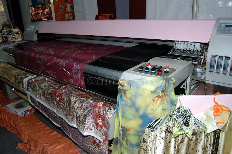 Batik Screen Machine editorial stock image. Image of couple - 172300064