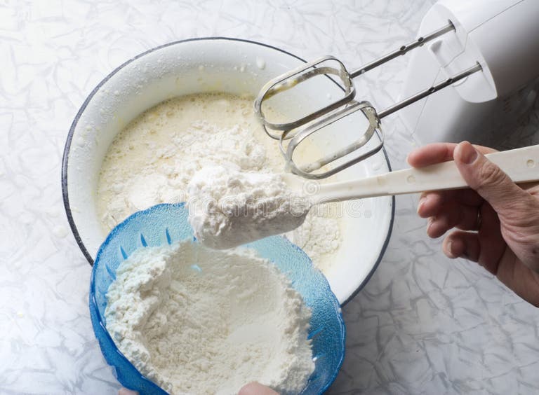 Batter cooking stock image. Image of baking, mixer, mixing - 8483973