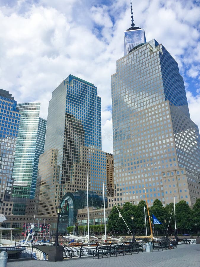 Battery Park, Lower Manhattan Editorial Photo - Image of battery, park ...