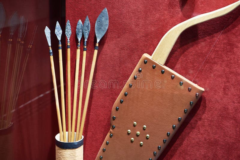 Battle bow, arrows editorial stock image. Image of metal - 334287769