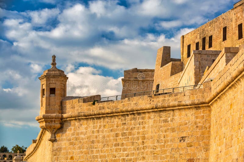 Battlement Walls of the Old Town in Birgu, Malta Stock Image - Image of ...