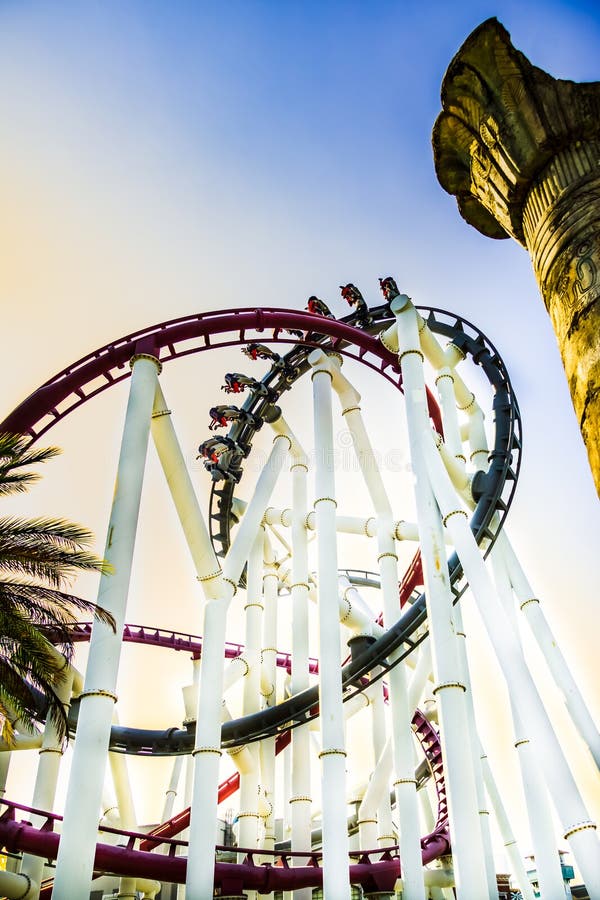 Battlestar Galactica Cylon Rollercoaster in Universal Studios Singapore ...