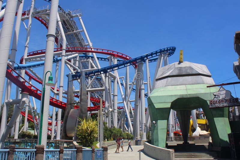 Battlestar Galactica Roller Coaster Rail Track at Universal Studios ...