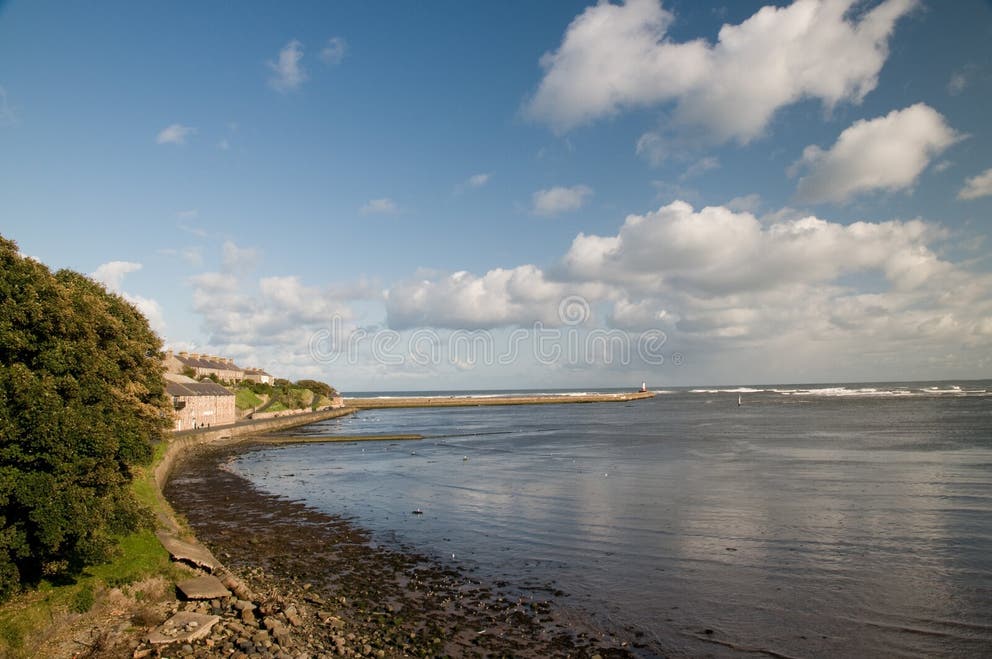 The bay at berwick stock image. Image of clouds, travel - 9473099