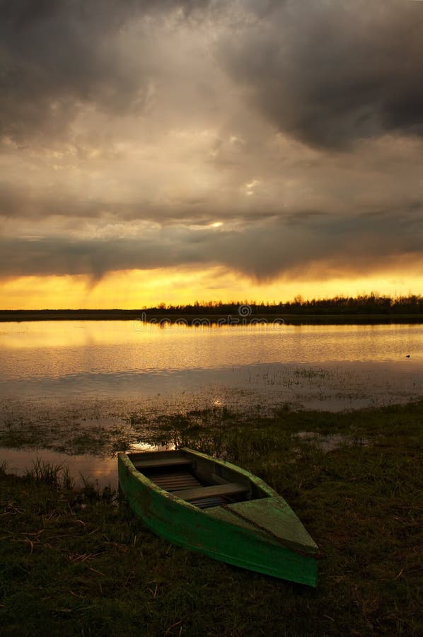 Sunset Over the Water, Lake of the Woods, Kenora, Ontario Stock Image ...