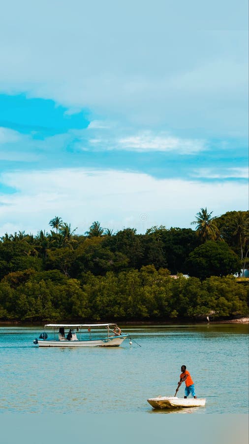 Bay editorial photo. Image of blue, boat, style, fishing - 163620046