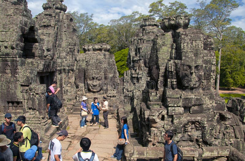 Bayon editorial stock photo. Image of sculpture, bayon - 17409403