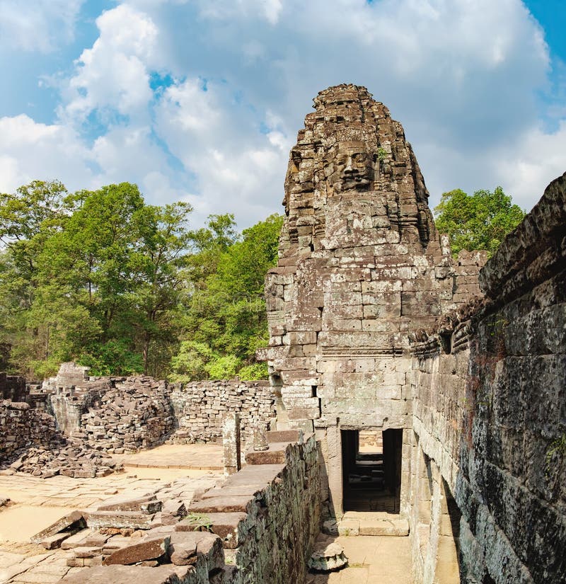 Bayon Tempel I Angkor Thom Complex, Cambodja Arkivfoto - Bild av ...