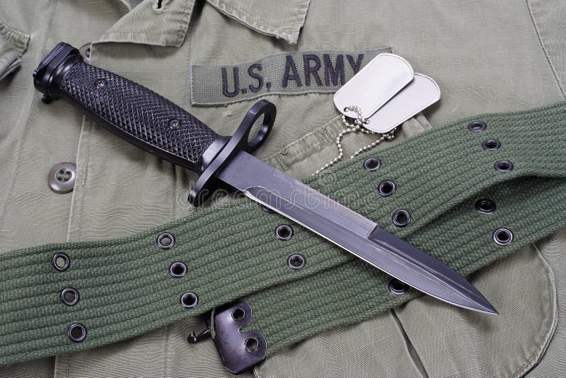 Bayoneta Del Rifle M16 En El Uniforme Imagen de archivo - Imagen de ...