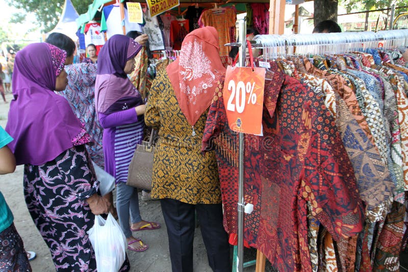 Bazaar editorial photo. Image of prices, solo, open, central - 55359491