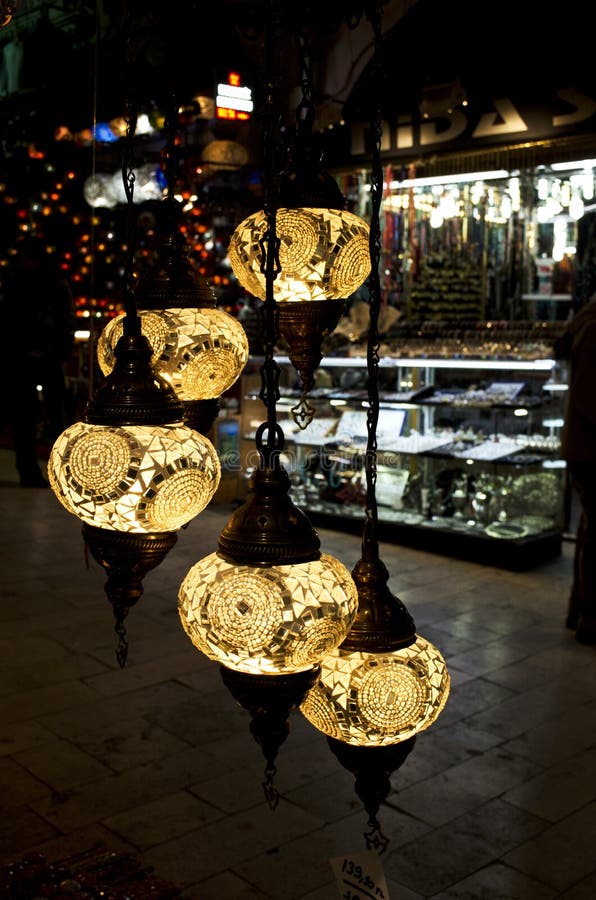 Bazar Grand Istanbul - Souvenirs Turcs De Lanterne Photo stock - Image ...