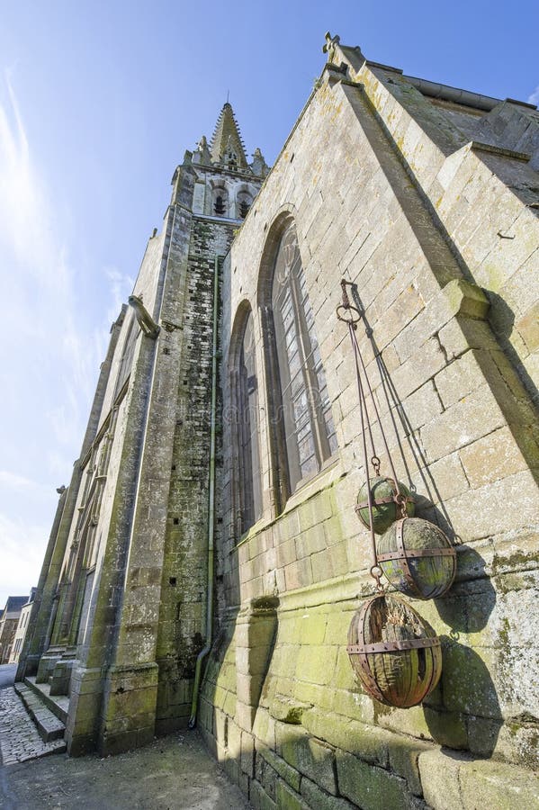 Bazouges-la-Perouse foto de stock. Imagem de manchado - 27057618