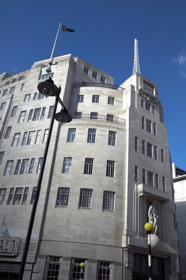 BBC-Sendungs-Haus stockbild. Bild von satellit, funk, portland - 3147047