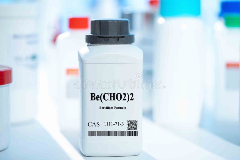Be(CHO2)2 Beryllium Formate CAS 1111-71-3 Chemical Substance in White ...
