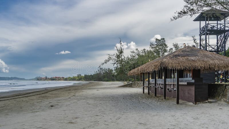 Beach Bar On The Ocean Thatched Roof Stock Image Image Of Tropical