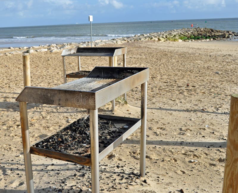 Beach Barbecue Public Grill Stock Photo - Image of facility, fixed: 659854