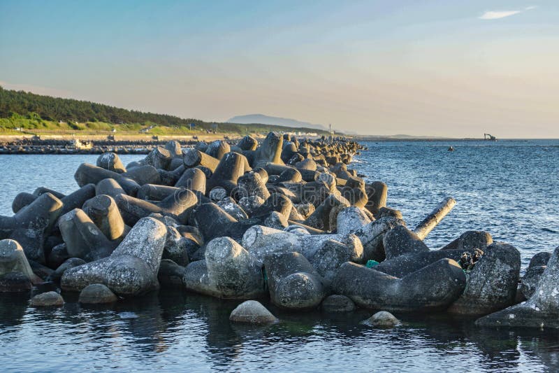 Beach breakwater (Tetrapod stock image. Image of structure - 301357797