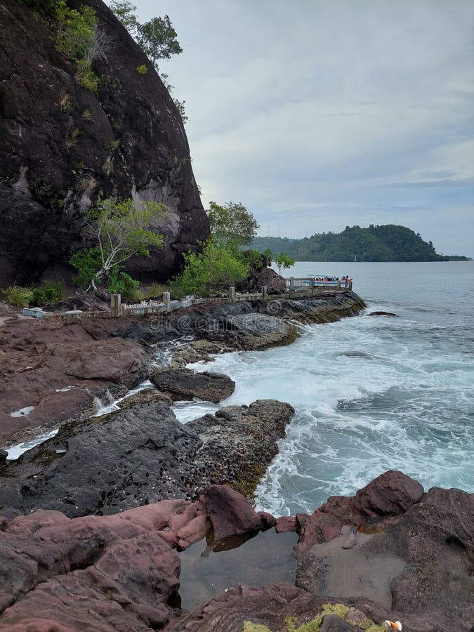 Carocok Beach on the South Coast of Painan Stock Image - Image of lake ...