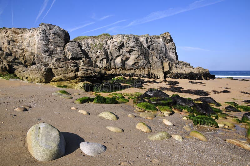 Granite Spiky Rock Formations at the Beach Stock Image - Image of pool ...