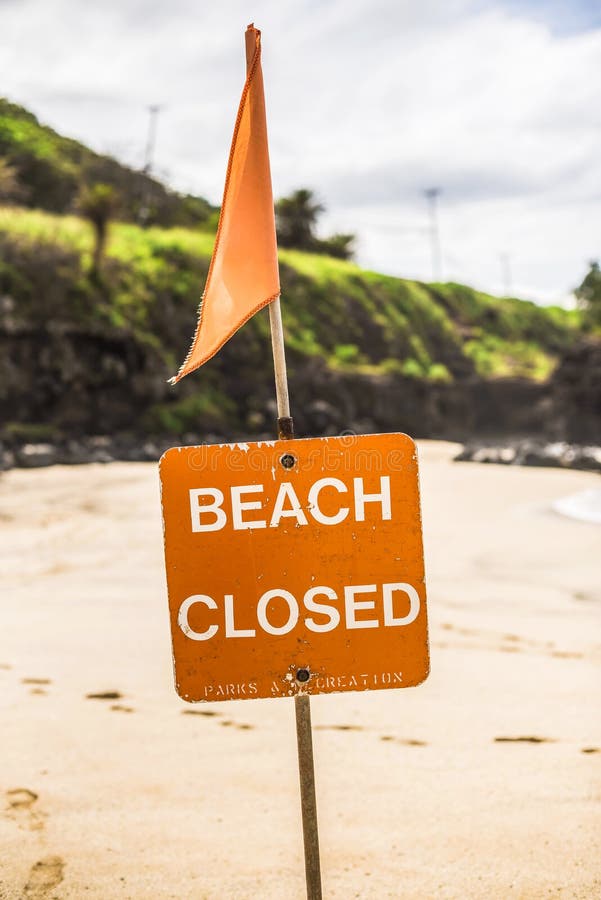 A Beach Closed Sign at the Beach in the North Shore of Oahu, Hawai ...