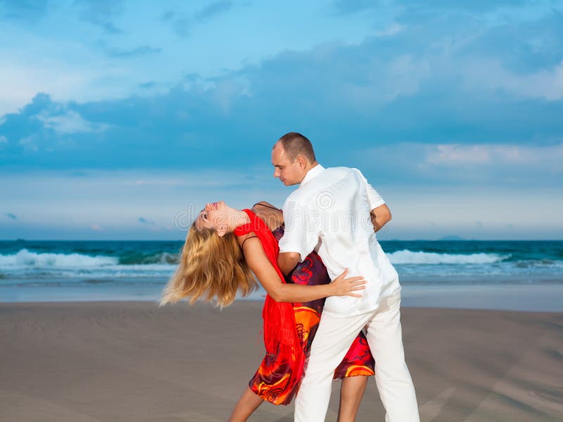 Couple Dancing Near the Ocean Stock Image - Image of people, enjoy: 6057183