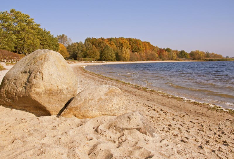 Beach at lake stock image. Image of morning, peaceful - 21893371