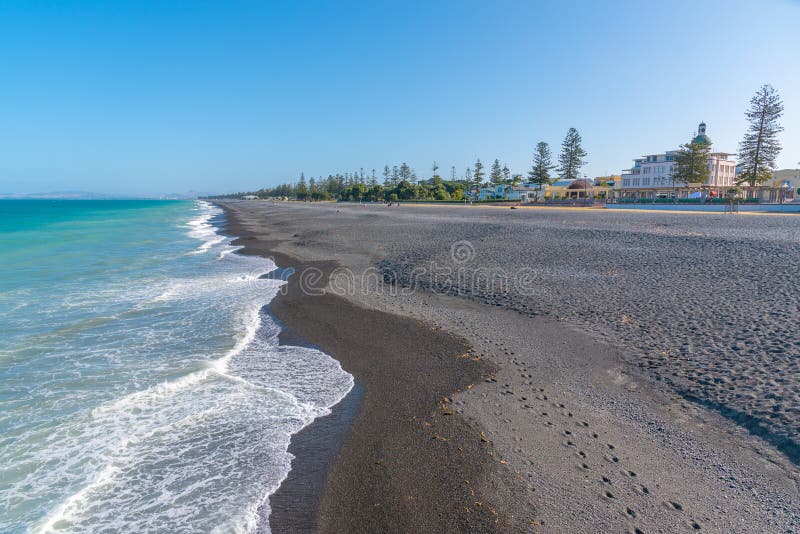 Beach at Napier, New Zealand Stock Photo - Image of wave, holiday ...