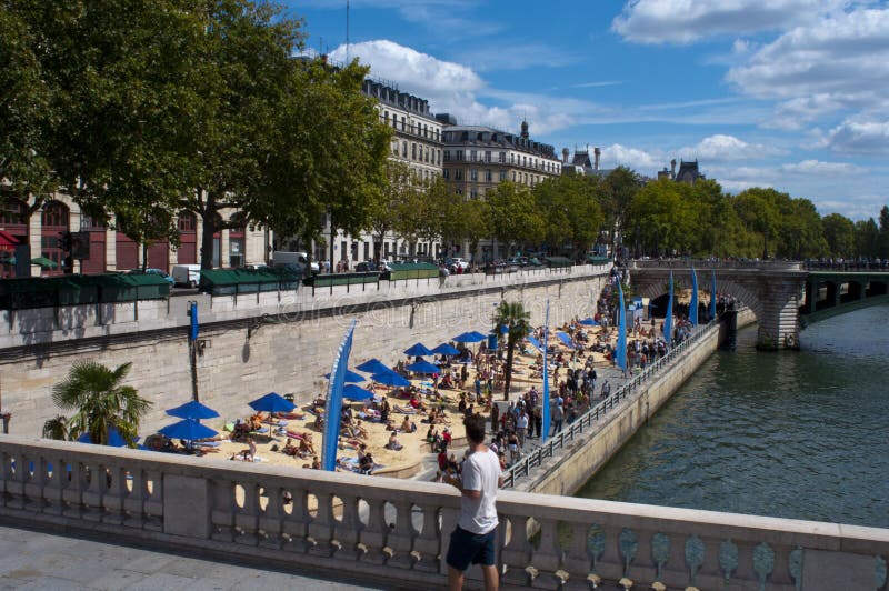 Beach in Paris editorial photo. Image of sunny, paris - 20972866
