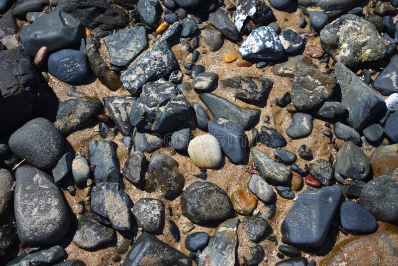 Beach rock pool texture stock image. Image of rocks - 100184599