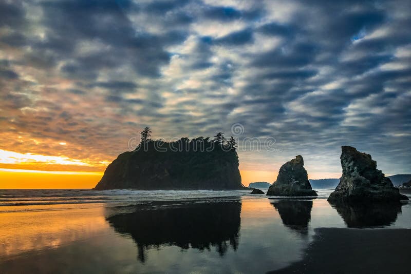 Beach Rock Sunset in Olympic National Park Stock Image - Image of quiet ...