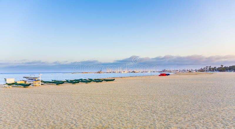 Santa Barbara Beach stock image. Image of urban, home - 32433599
