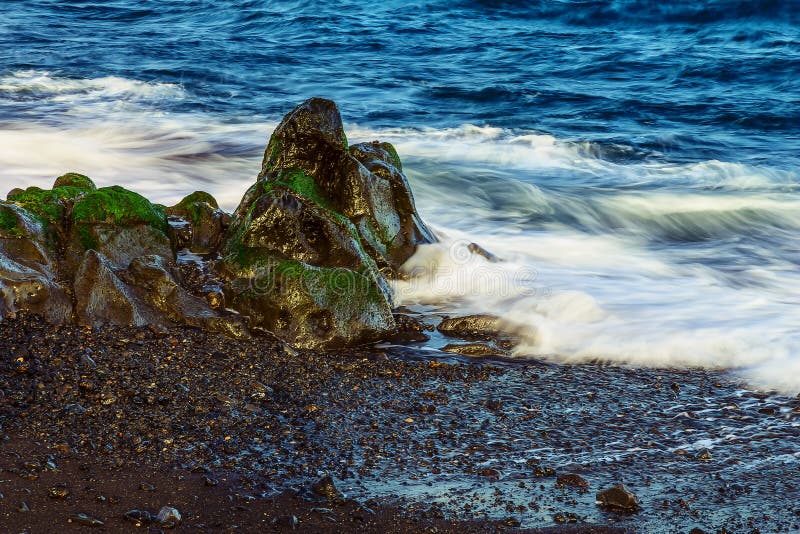 Beach Stones in Ocean Abstract Background Stock Image - Image of ocean ...