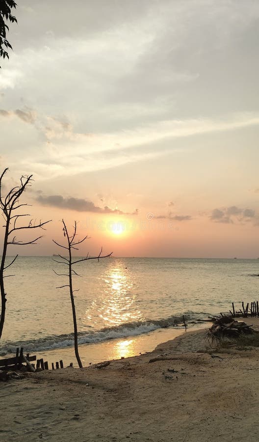 Beach Style sunsets stock image. Image of sunse, wave - 288242113