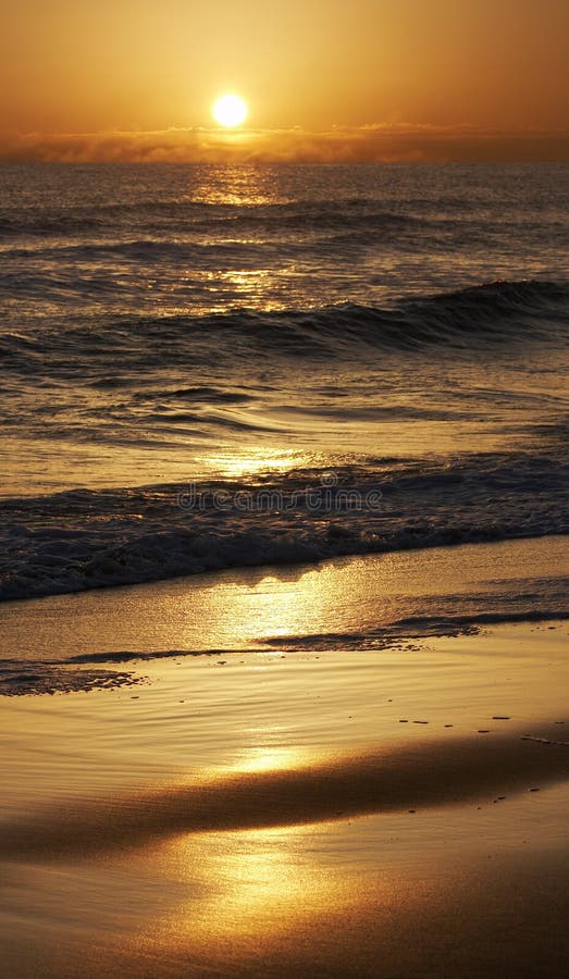 Beach sun stock image. Image of summer, daybreak, sunbeam - 7282315