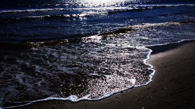 Beach with swell stock image. Image of horizon, foam - 93359715