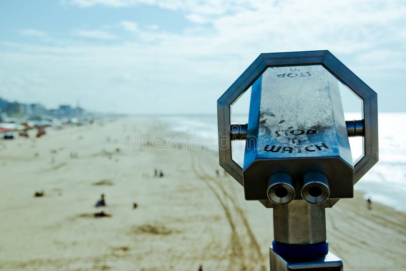 Beach Telescope Picture. Image: 7928759